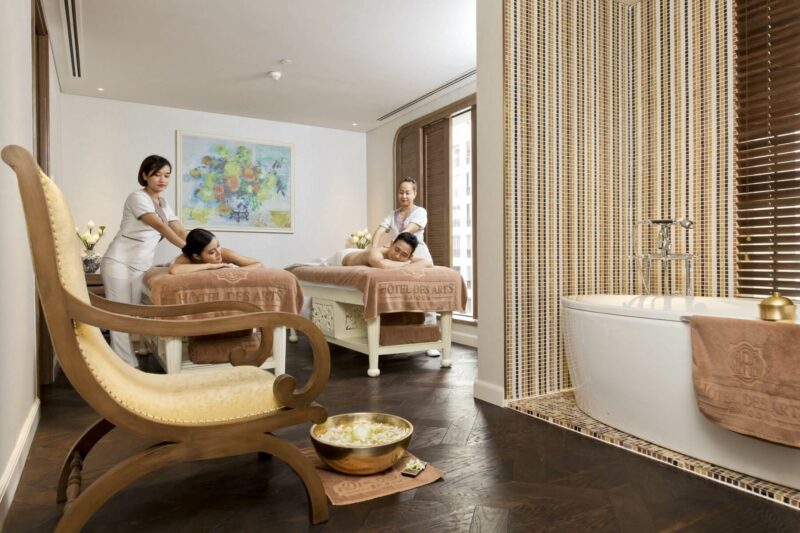Massage In Saigon - Top 5 Spas 2022 - Kim's Tavern Girl Bar Saigon