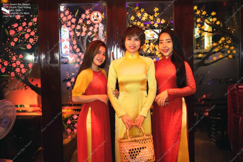 Best Tet Party In Saigon - Sexy Ao Dai - Kim's Tavern Girl Bar Saigon